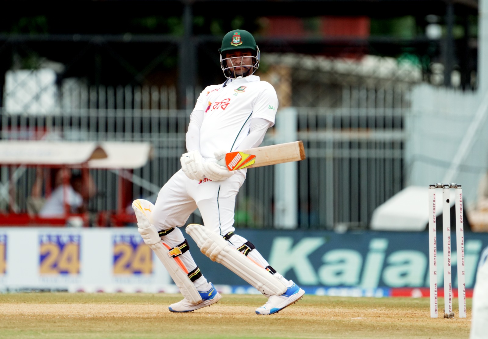 টেস্ট ও টি-টোয়েন্টি থেকে অবসরের ঘোষণা দিলেন সাকিব