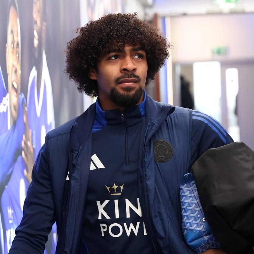 ইংল্যান্ড থেকে হামজার জন্য শুভকামনা