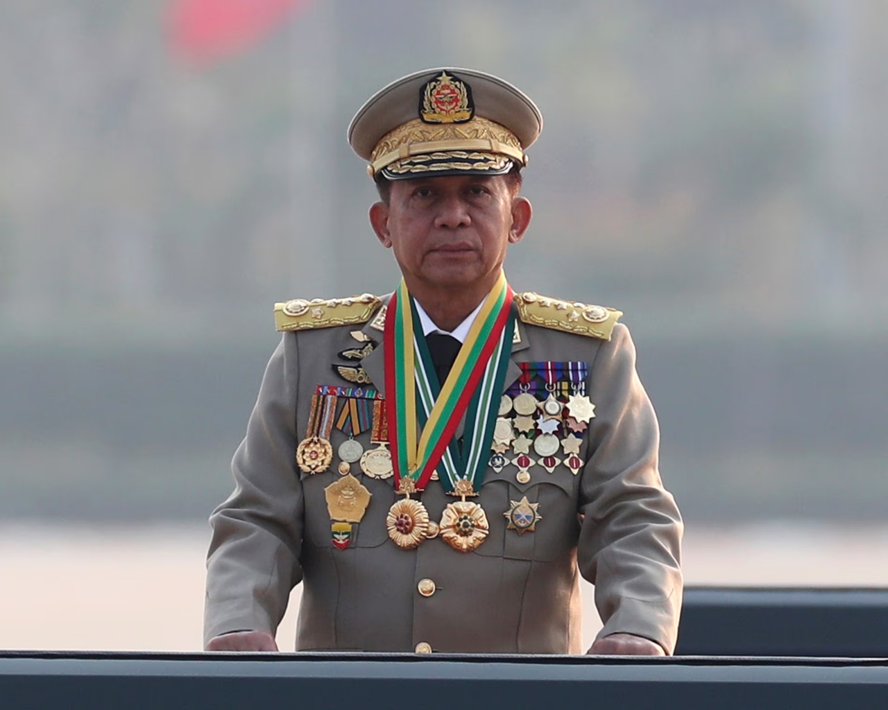 মিয়ানমারের জান্তাকে ট্রাম্পের শুল্ক চিঠি, নানা প্রশ্ন