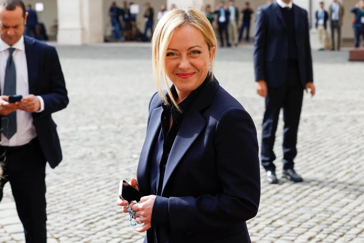 ইতালিতে অতি-ডানপন্থী সরকার, প্রথম নারী প্রধানমন্ত্রী জর্জা মেলোনি