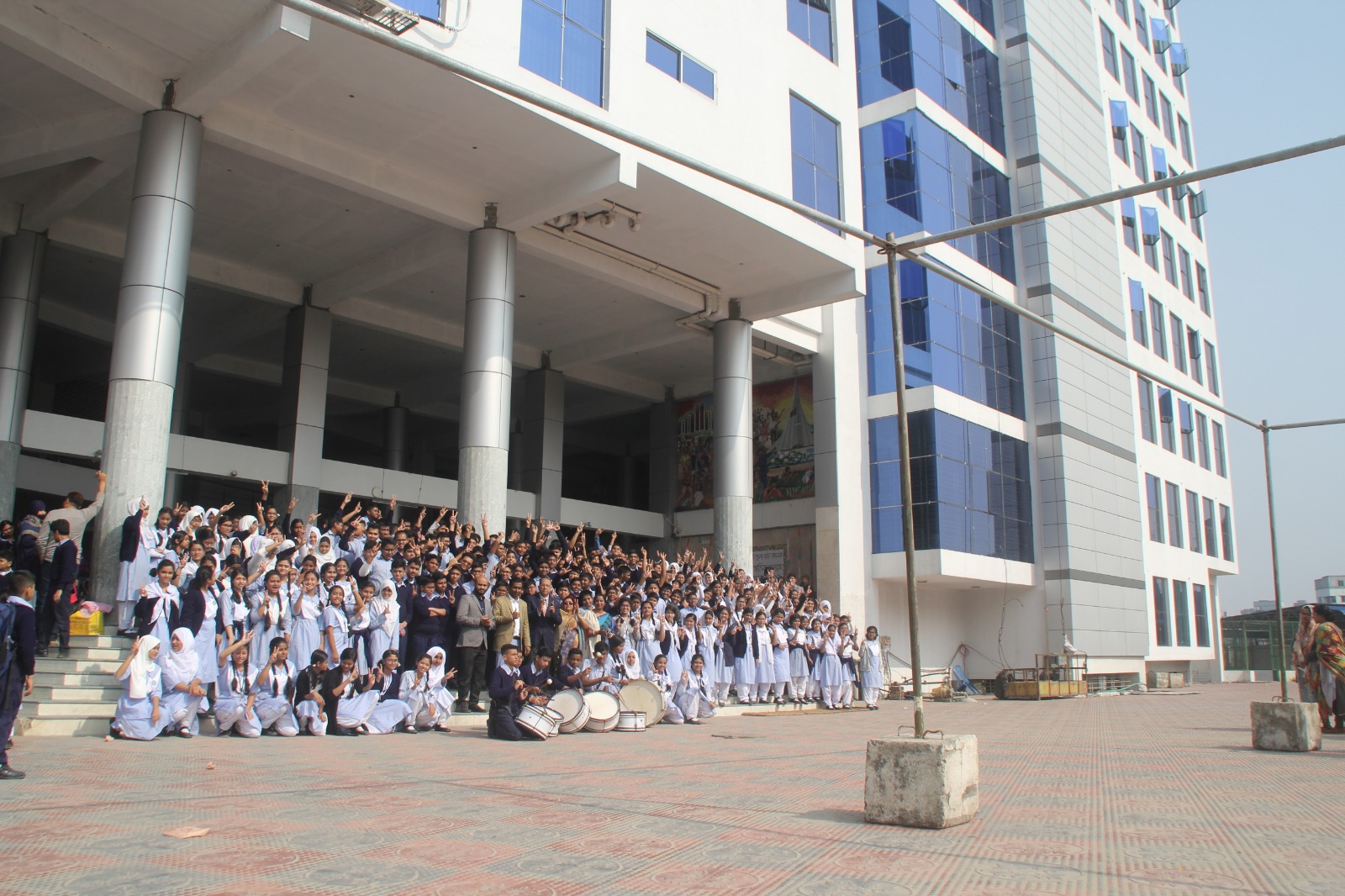 সাউথ পয়েন্ট স্কুল এন্ড কলেজের শতভভাগ পাসের ধারা অব্যাহত