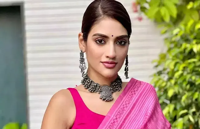 নুসরাত বিরোধী প্রচারণা